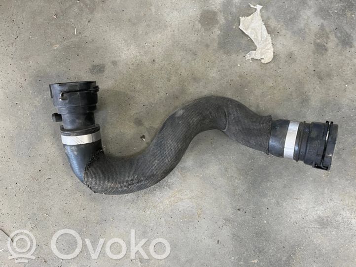 8R0121055 Audi Q5 SQ5 Engine coolant pipe/hose, 20.00 € | RRR