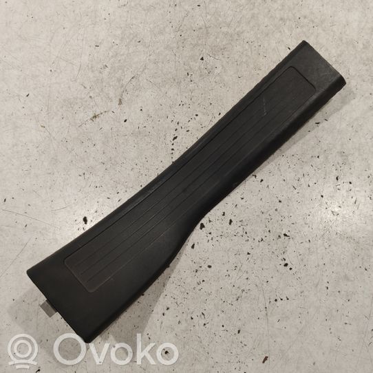 A1646801135 Mercedes-Benz ML W164 Rear sill trim cover, 10.00 € | RRR