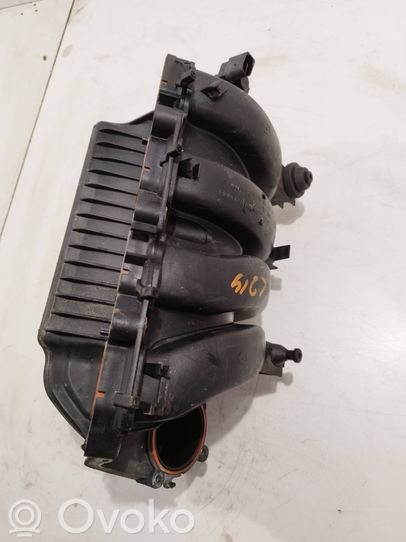 03C129711F Audi TT Mk1 Intake manifold, 30.00 € | RRR