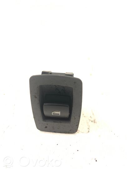 15979800 BMW 1 E81 E87 Electric window control switch, 7.00 € | RRR
