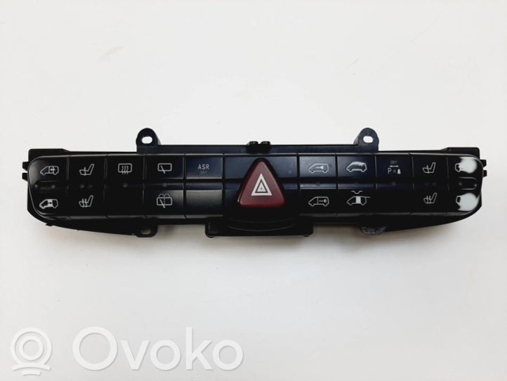 6395455307 Mercedes-Benz Vito Viano W639 A set of switches, 25.00 € | RRR