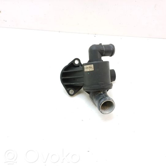 03L121111AB Volkswagen Amarok Boîtier de thermostat / thermostat, 35.00 ...