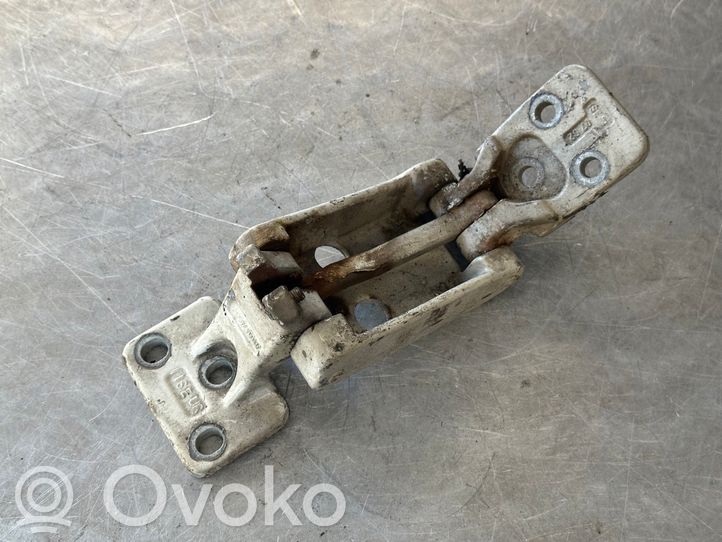 A9067400337 Mercedes-Benz Sprinter W906 Charnière inférieure de porte ...