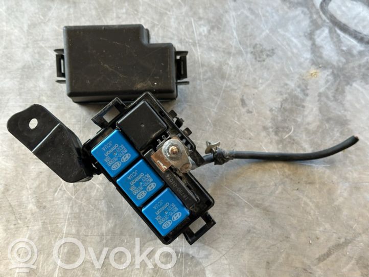 1879001034 KIA Rio Boîte à fusibles relais, 25.00 € | OVOKO