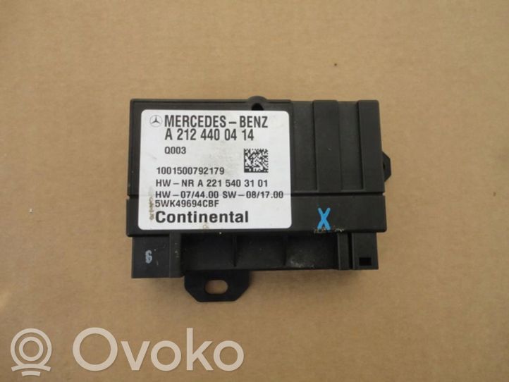 A2124400414 Mercedes-Benz E C207 W207 Fuel injection pump control unit ...
