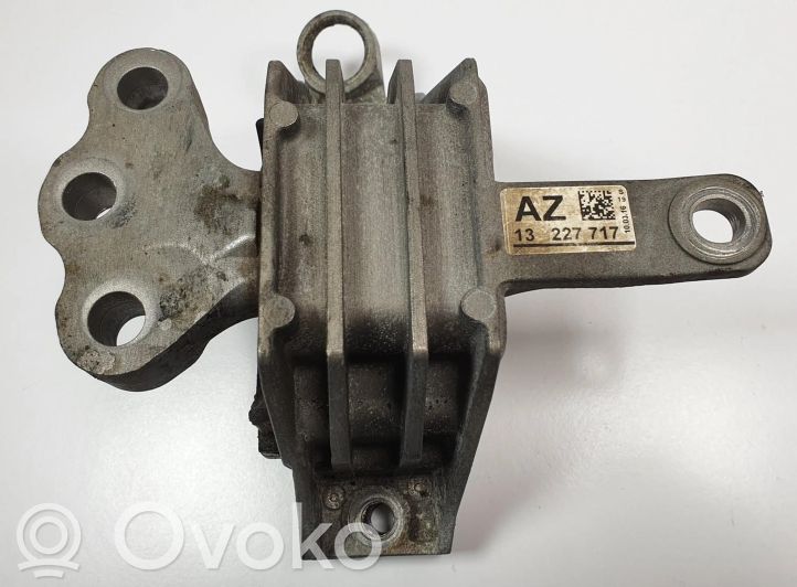 13227717 Opel Insignia A Engine mount vacuum valve, 10.45 € | RRR