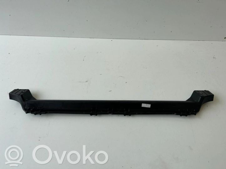 7P0805551 Porsche Cayenne (92A) Bottom radiator support slam panel, 67. ...
