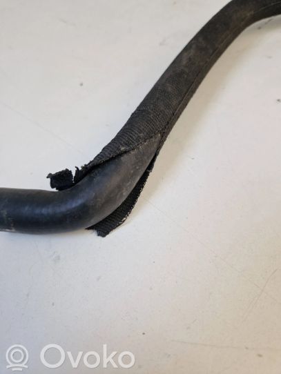 A2135011082 Mercedes-Benz E W213 Tuyau de liquide de refroidissement ...