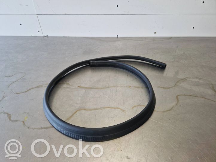 A2138870098 Mercedes-Benz E W213 Front door rubber seal, 5.00 € | RRR
