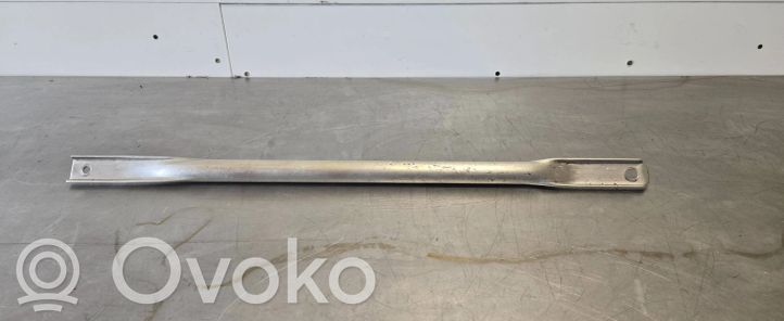 A2056280724 Mercedes-Benz C W205 Other engine bay part, 5.00 € | RRR