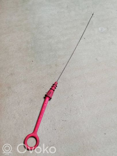 028115611C Audi A4 S4 B5 8D Oil level dip stick, 5.00 € | RRR