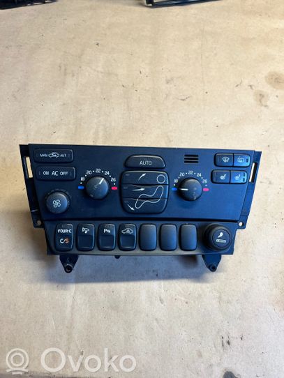 30746022 Volvo XC70 Climate control unit, 35.00 € | RRR