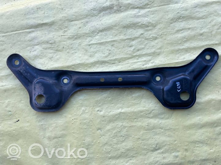 A2046280011 Mercedes-Benz C AMG W204 Steering rack mounting bracket, 8. ...