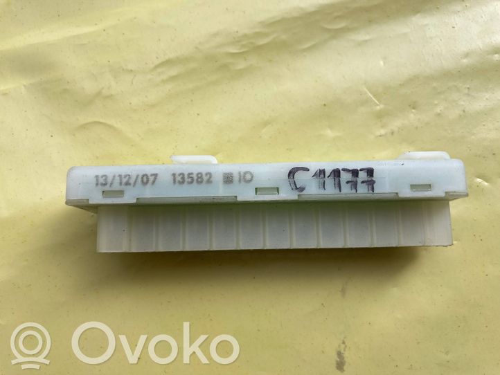 A0045468240 Mercedes-Benz C W204 Connecteur radio EUR ISO, 10.91 € | OVOKO