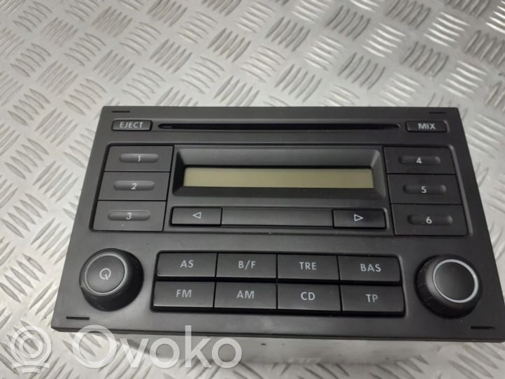 5Z0035152F Volkswagen Fox Radio/CD/DVD/GPS head unit, 45.88 € | RRR