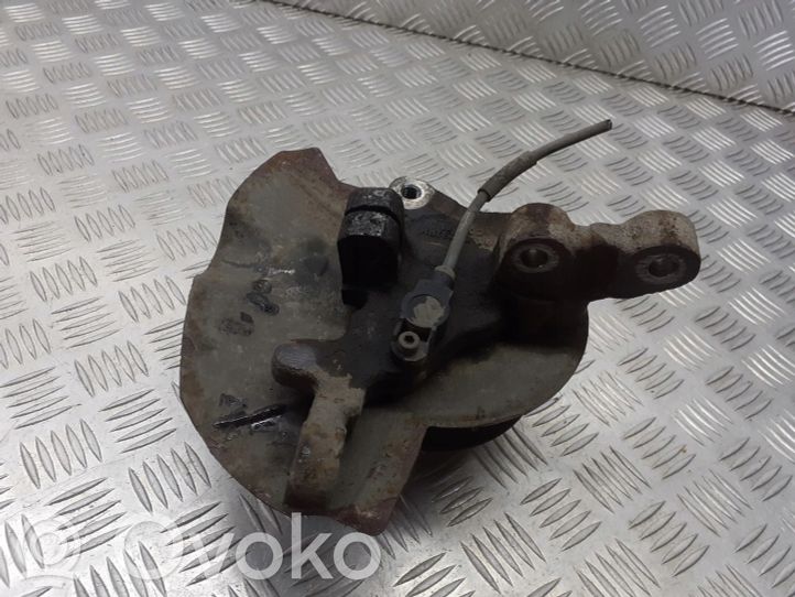 Opel Omega B2 Front wheel hub spindle knuckle, 20.00 € | RRR