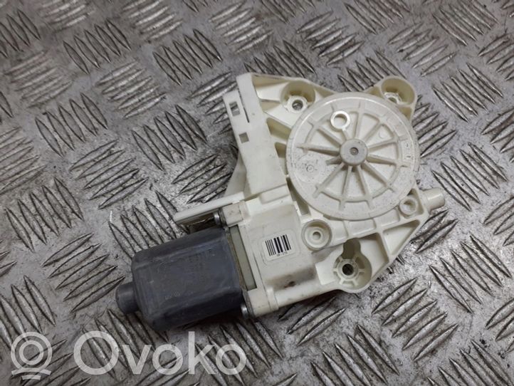 4M5T-14A553 Ford Focus Vent window/glass motor, 10.59 € | RRR