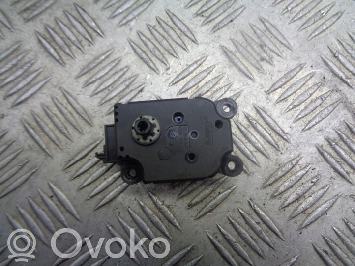 2038201642 Mercedes-Benz C W203 A/C air flow flap actuator/motor, 10.59 ...