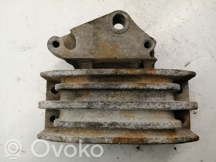 3C117M124AD Ford Transit Engine mount bracket, 15.00 € | RRR
