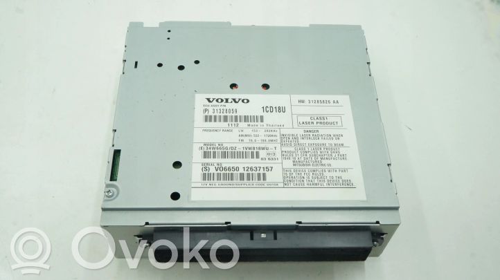 31328059 Volvo C30 Radio/CD/DVD/GPS head unit, 28.24 € | RRR