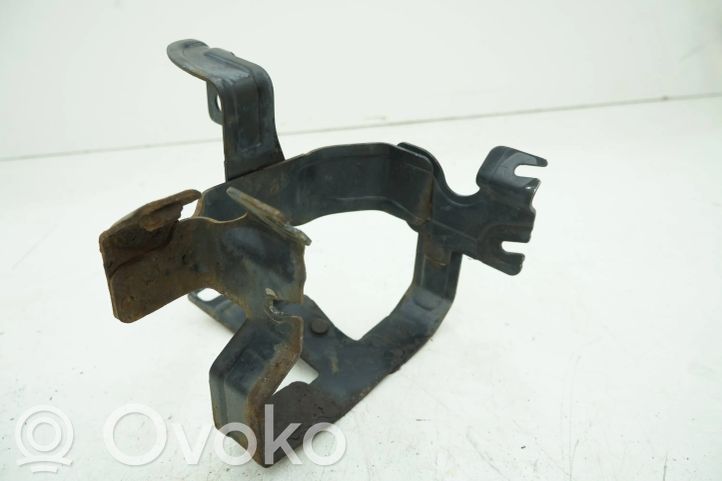 31280634 Volvo XC60 Power steering pump mounting bracket, 80.00 € | RRR