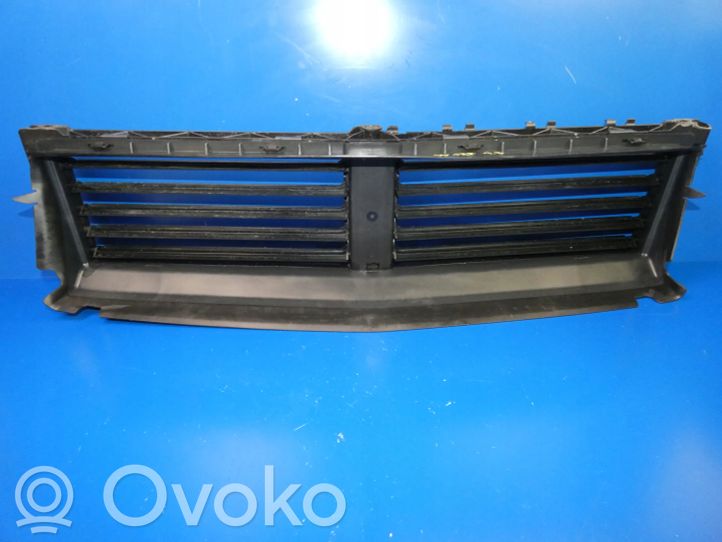 A1778850103 Mercedes-Benz A W177 Intercooler air guide/duct channel, 76 ...