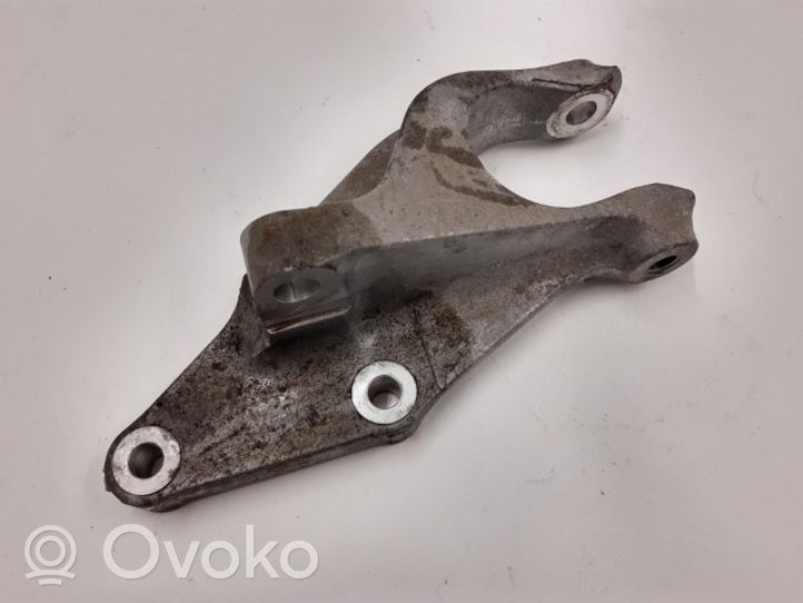 Suzuki Swift Engine mounting bracket, 9.84 € | RRR