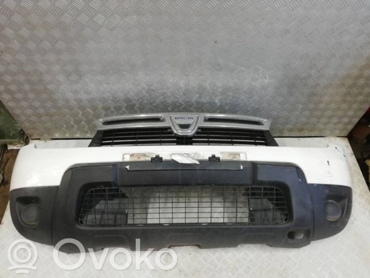 Dacia Duster Front bumper, 94.12 € | RRR