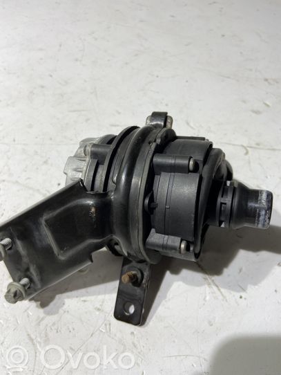 A2535010920 Mercedes-Benz E W213 Pompe à eau de liquide de ...