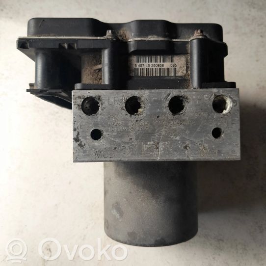 CC112C405BA Ford Transit ABS Pump, 30.00 € | RRR