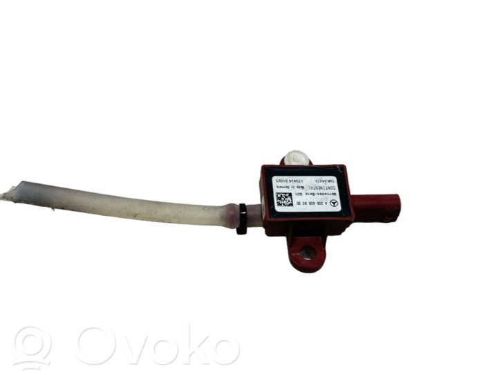 A2059059000 Mercedes-Benz C W205 Capteur de collision / impact de ...