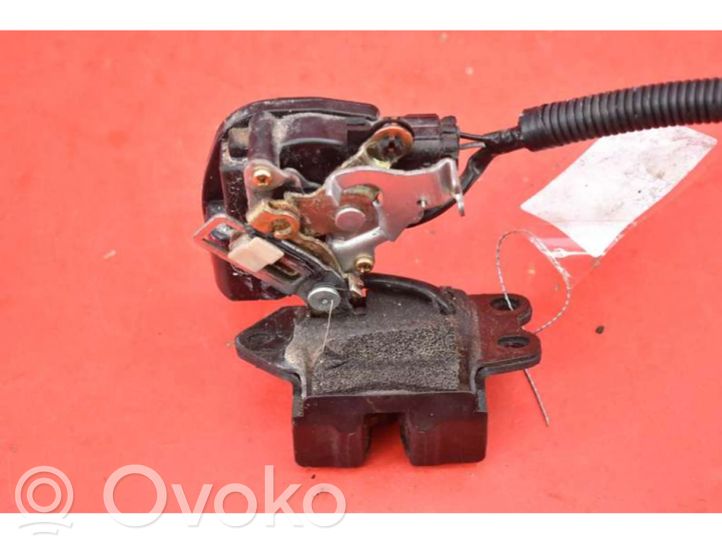 101528-3000 Toyota Corolla E120 E130 Tailgate/trunk/boot lock/catch/latch, 13.88 € | RRR