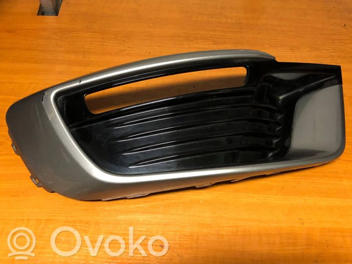 622541281R Renault Megane III Front bumper lower grill, 58.82 € | RRR