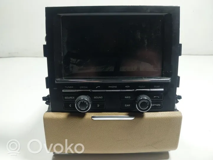 95B035970DX Porsche Macan Radio/CD/DVD/GPS head unit, 757.85 € | RRR