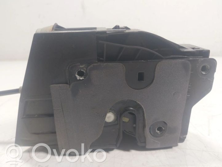 T2H17438 Jaguar F-Pace Rear door lock, 86.62 € | RRR