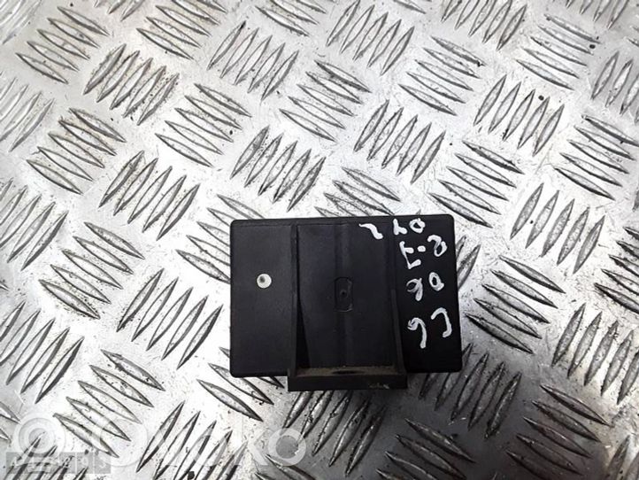 0281003018 Citroen C6 Glow plug pre-heat relay, 20.00 € | RRR