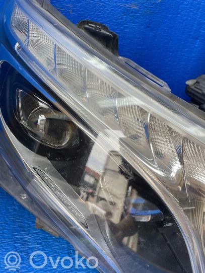 A447 Mercedes-Benz Vito Viano W447 Etu-/Ajovalo, 1162.35 € | OVOKO