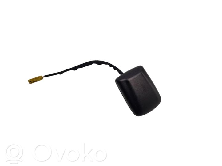 P68328996AA Dodge Charger Aerial GPS antenna, 15.00 € | RRR