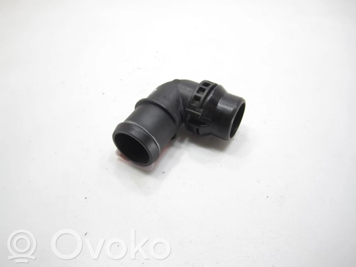 5Q0121619A Volkswagen PASSAT B8 Engine coolant pipe/hose, 5.00 € | RRR