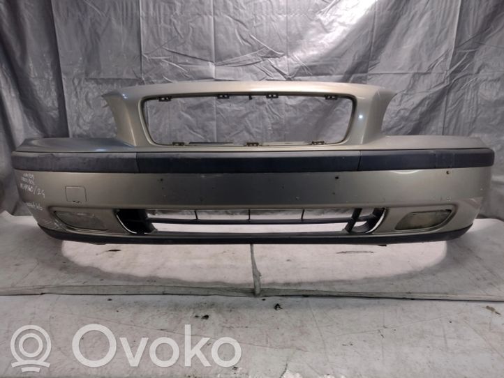 Volvo V70 Front bumper, 49.18 € | RRR