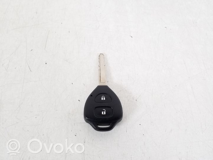 Toyota Auris 150 Clé / carte de démarrage, 26.00 € | OVOKO