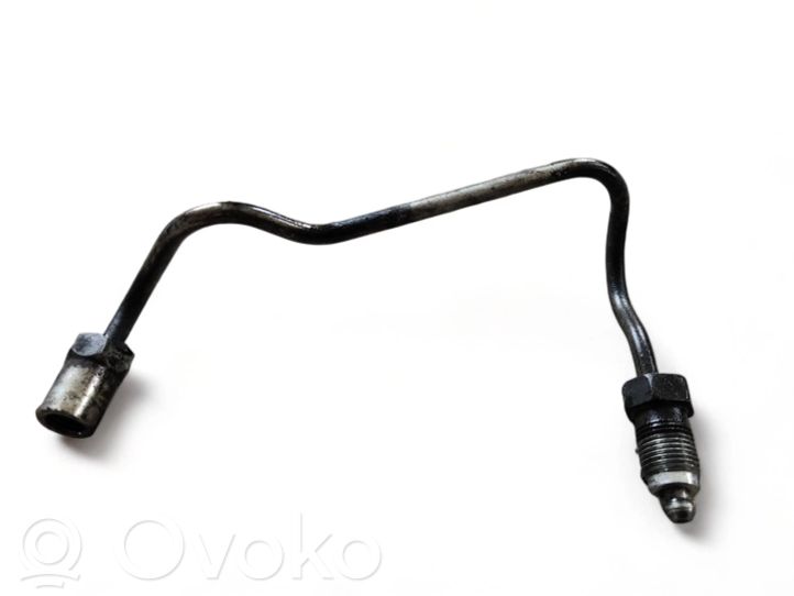 Toyota Corolla Verso E121 Fuel injector supply line/pipe, 5.00 € | RRR