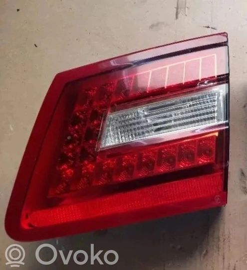 Mercedes-Benz E W212 Rear/tail lights, 18.12 € | RRR