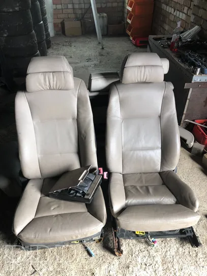 BMW 5 E60 E61 Seat set, 350.00 € | RRR