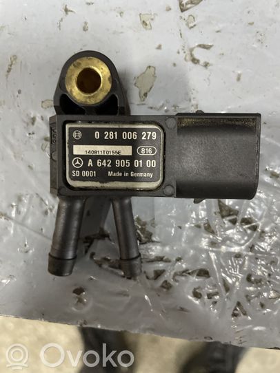 A6429050100 Mercedes-Benz E W212 Cita veida dzinēja nodalījuma detaļa ...