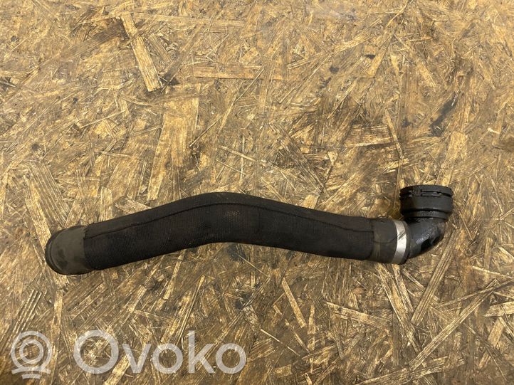 8R0121055 Audi Q5 SQ5 Engine coolant pipe/hose, 10.00 € | RRR