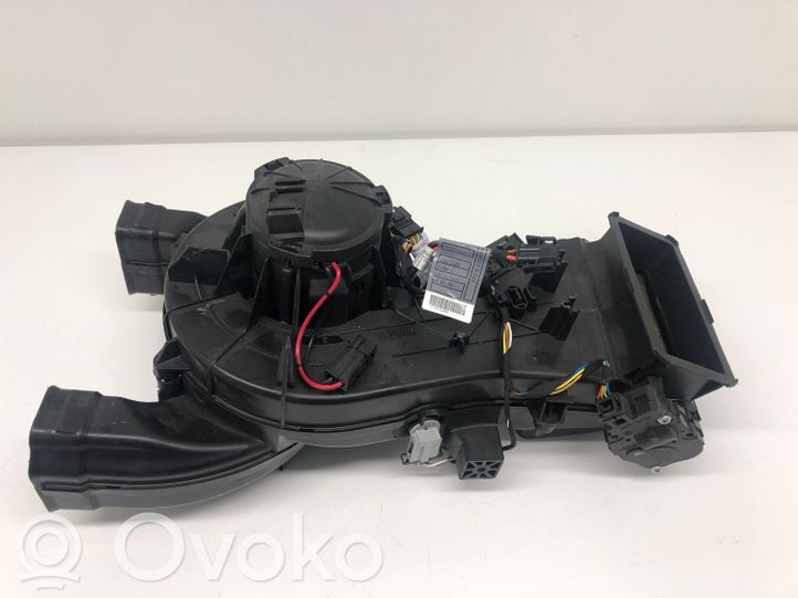 A1668300008 Mercedes-Benz GL X166 Pulseur d'air habitacle, 15.00 € | OVOKO