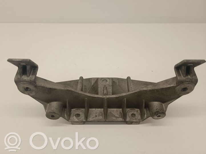 51717137238 BMW X5 E70 Rear differential/diff mount bracket, 8.00 € | RRR