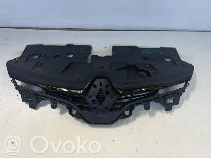 628101467r Renault Clio IV Grille de calandre avant, 36.71 € | OVOKO