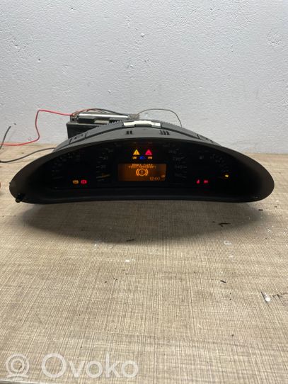 A2035401311 Mercedes-Benz C W203 Speedometer (instrument cluster), 79. ...